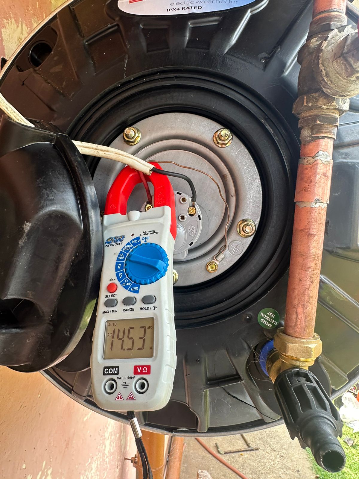 Water Heating Systems | Geysers, Heat Pumps & Solar Options